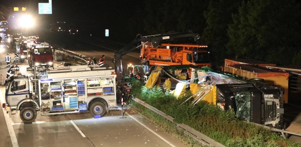 A44 nach Gefahrgut-Unfall voll gesperrt | Geseke-News.de